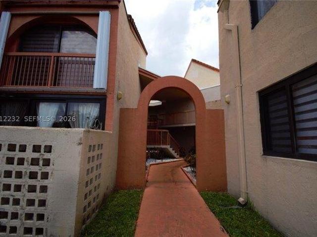 3 bedroom, Miami FL 33172 104898830