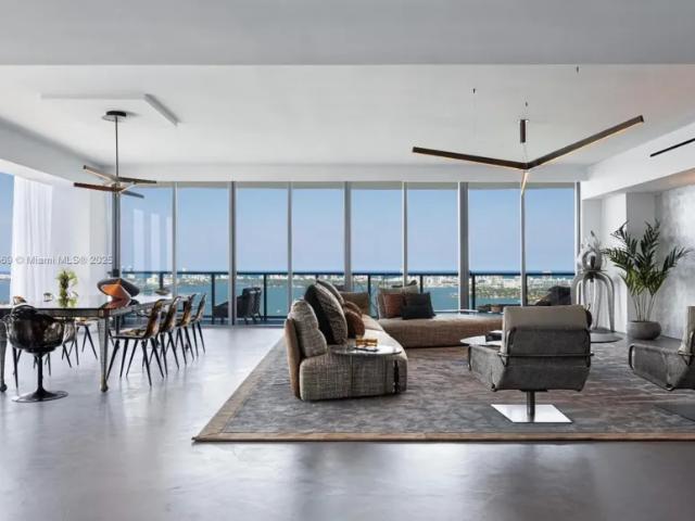3 bedroom, Miami FL FL 33137 102795072