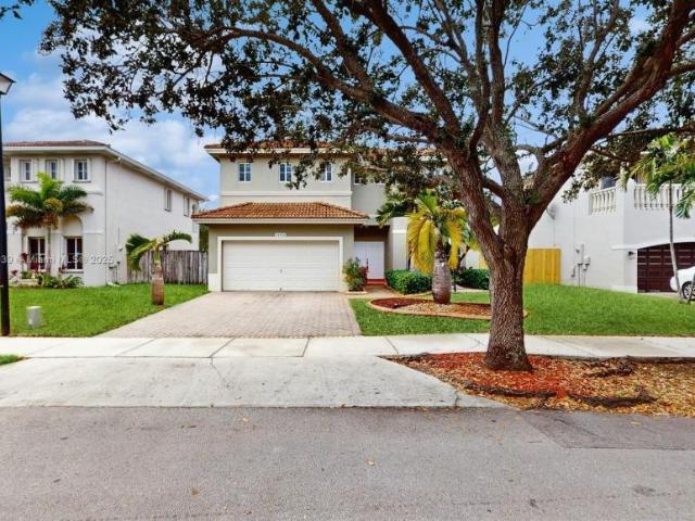 3 bedroom, Miami FL FL 33186 LS102659479