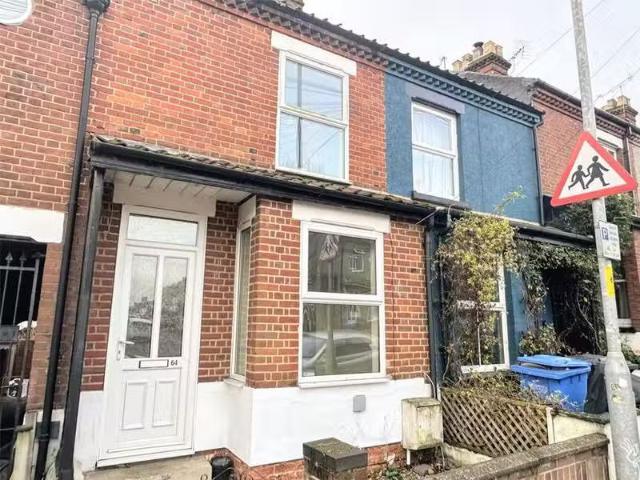 3 bedroom Mid Terrace House for sale, Avenue Road, Norwich, NR.