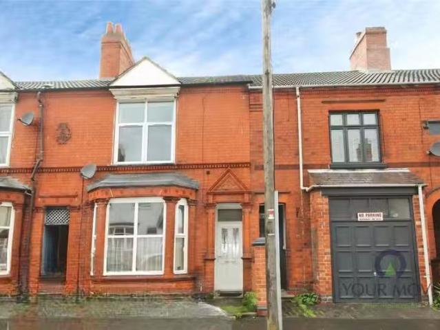3 bedroom Mid Terrace House to rent, Bakewell Street, Coalvill.