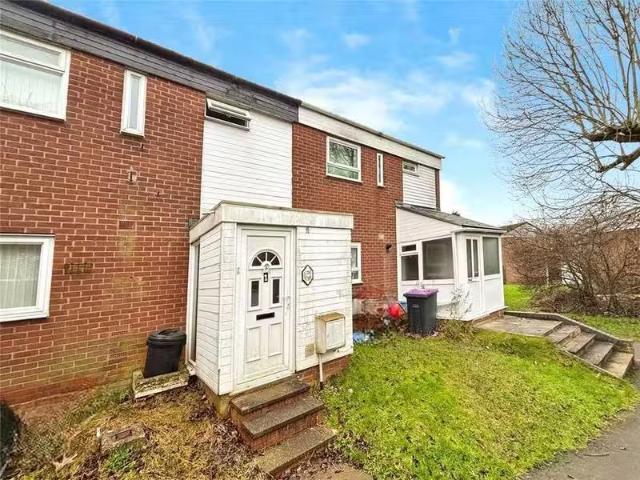 3 bedroom Mid Terrace House to rent, Burford, Telford, TF3 £8.