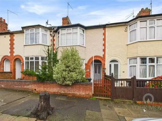 3 bedroom Mid Terrace House to rent, Clarence Avenue, Northamp.