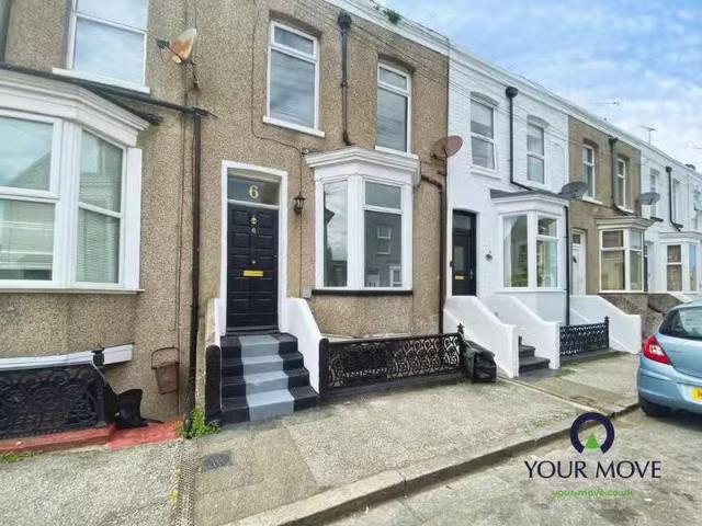 3 bedroom Mid Terrace House to rent, Cumberland Road, Ramsgate.