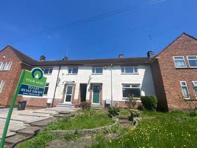 3 bedroom Mid Terrace House to rent, Davenport Road, Leicester.