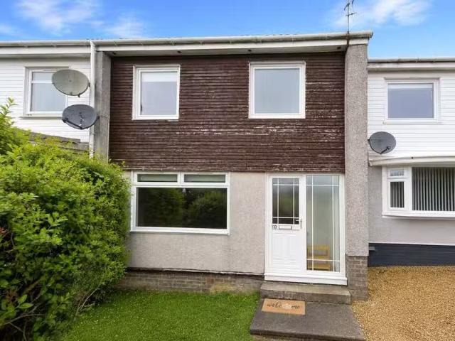 3 bedroom Mid Terrace House to rent, Fir Drive, East Kilbride.