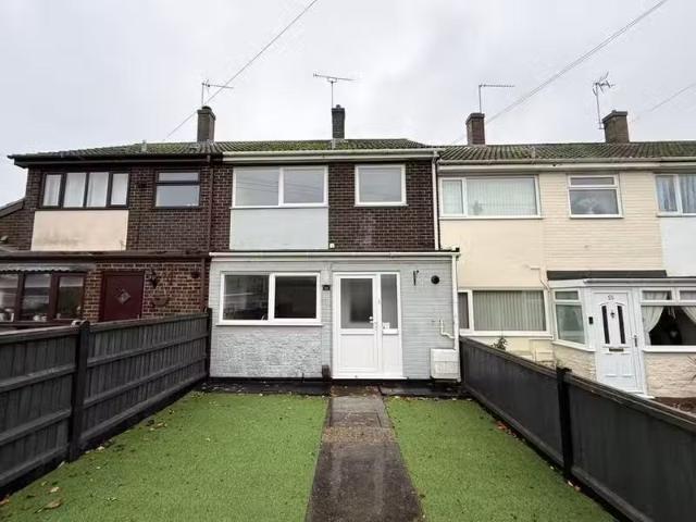 3 bedroom Mid Terrace House to rent, Jasmine Gardens, Bradwell.