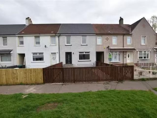 3 bedroom Mid Terrace House to rent, Liberty Road, Bellshill.