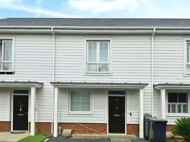 3 bedroom Mid Terrace House to rent, Manley Boulevard, Snodlan.