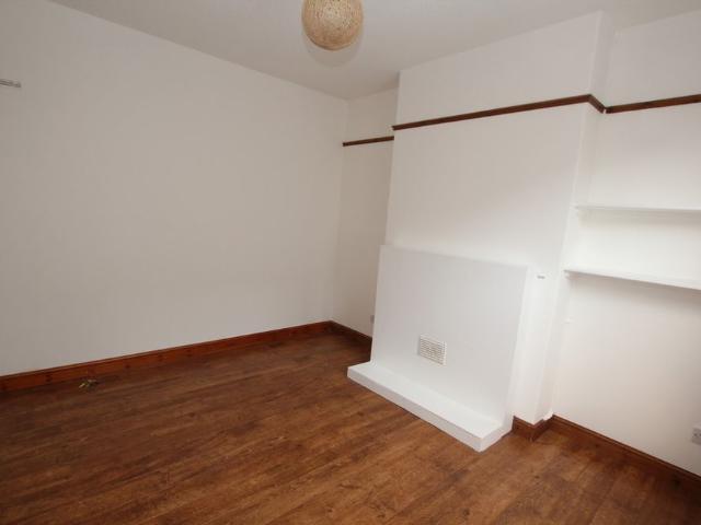 3 Bedroom Mid Terraced House, Chester