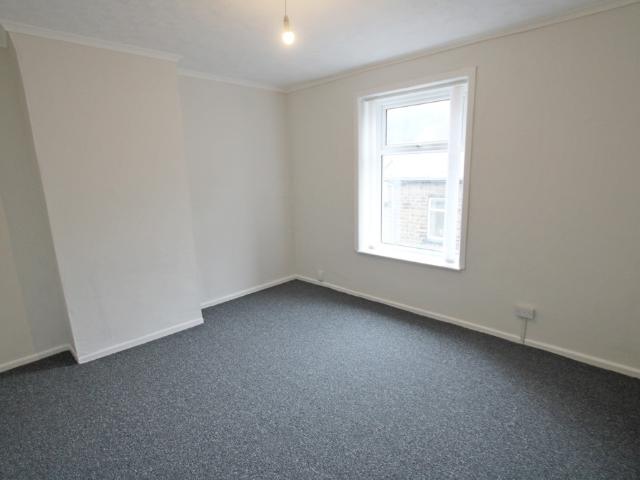 3 bedroom mid terraced house To Let in Rossendale