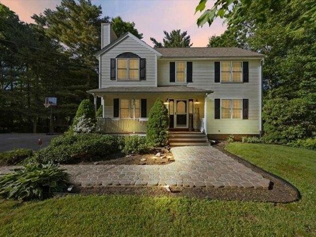 3 bedroom, Middleboro MA 02346 103221935