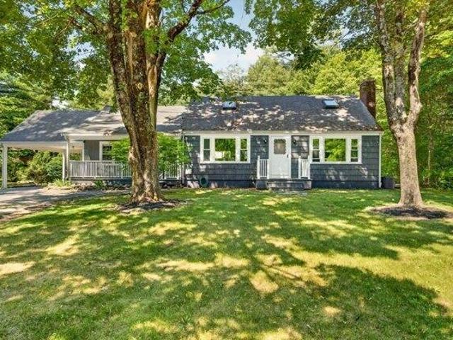 3 bedroom, Middleboro MA 02346 104540319