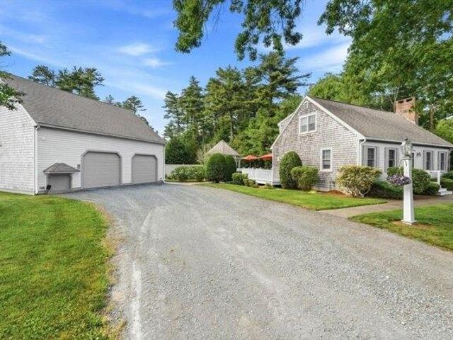 3 bedroom, Middleboro MA 02346 105108508