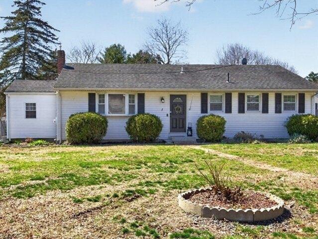 3 bedroom, Middleboro MA 02346 LS102586648