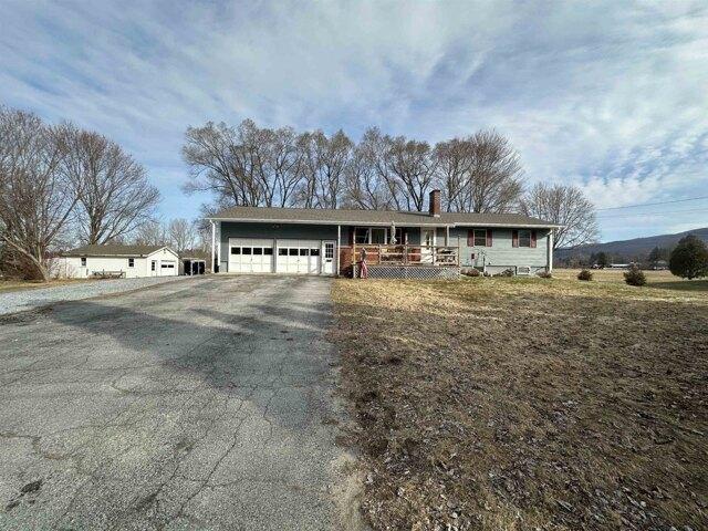3 bedroom, Middlebury VT 05753 LS102728223