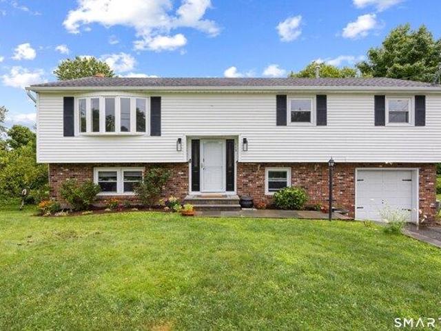 3 bedroom, Middlebury CT 06762 104808366
