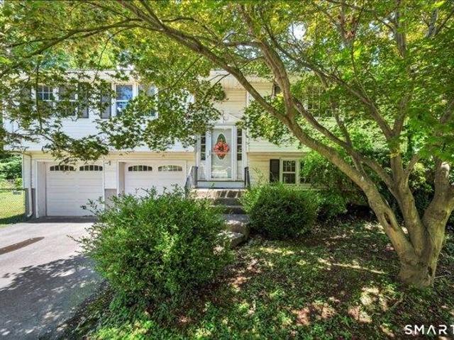 3 bedroom, Middletown CT 06457 104443151