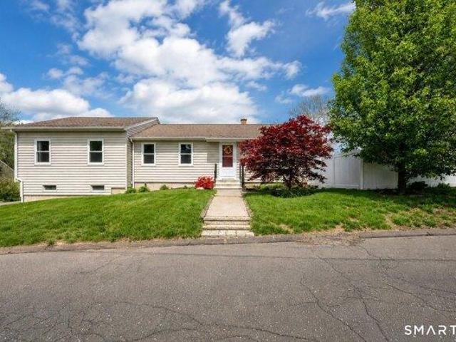 3 bedroom, Middletown CT 06457 104811061
