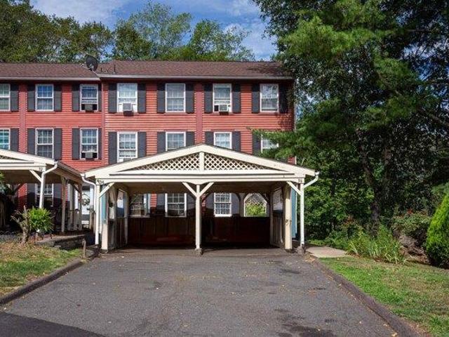 3 bedroom, Middletown CT 06457 104835698