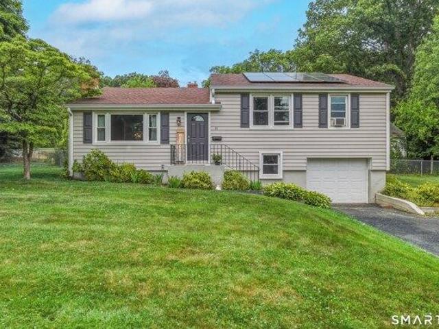 3 bedroom, Middletown CT 06457 104077903