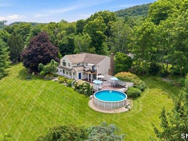 3 bedroom, Middletown CT 06457 105145022