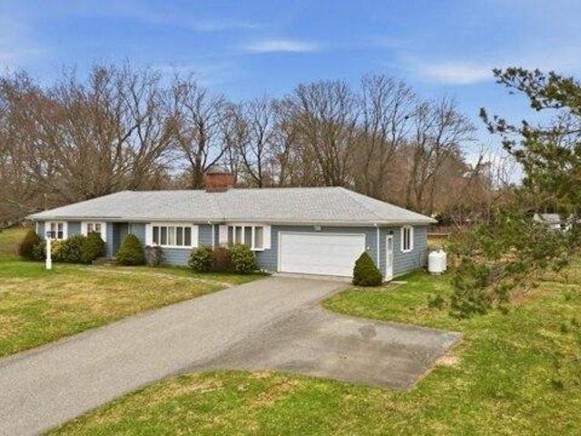 3 bedroom, Middletown RI 02842 102346001