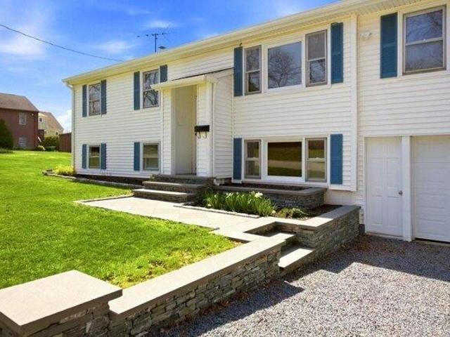 3 bedroom, Middletown RI 02842 104834567