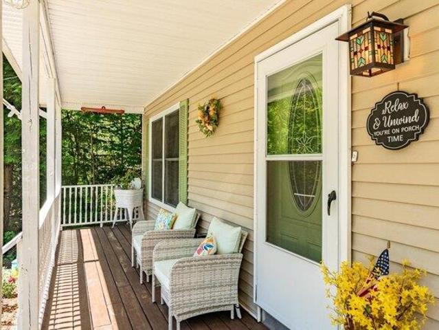 3 bedroom, Middleton NH 03887 104687589