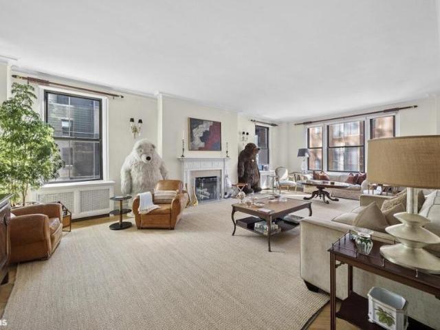 3 bedroom, Midtown West NY 91120912
