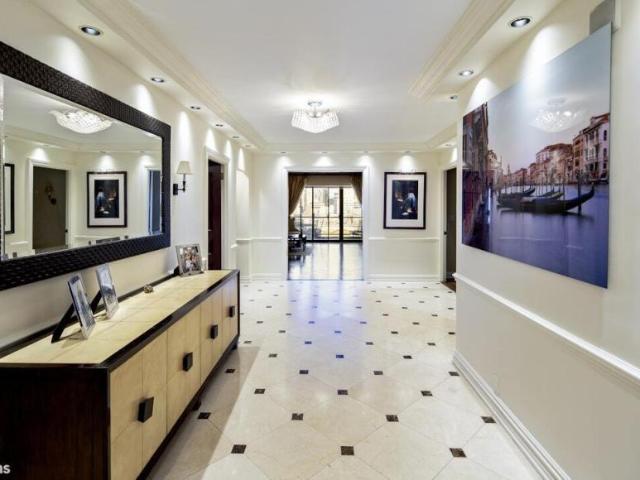 3 bedroom, Midtown East NY LS102244575