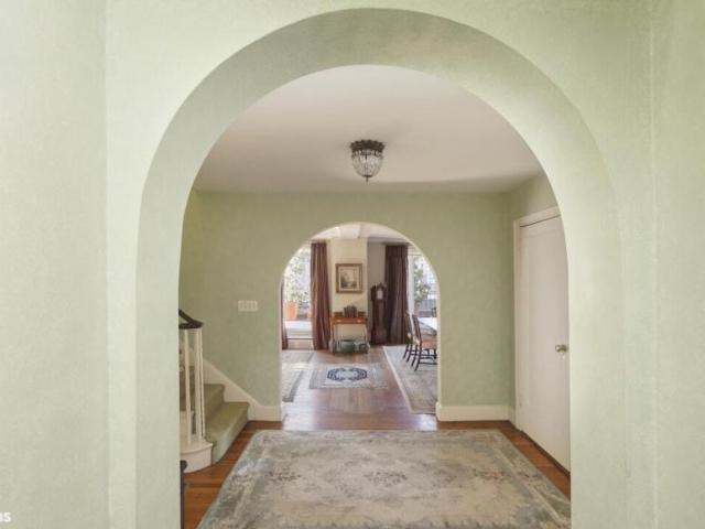 3 bedroom, Midtown East NY LS95693095