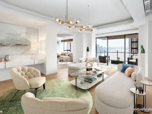 3 bedroom, Midtown East NY 102715643
