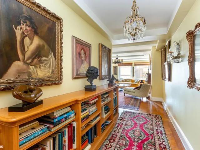 3 bedroom, Midtown East NY 102715694