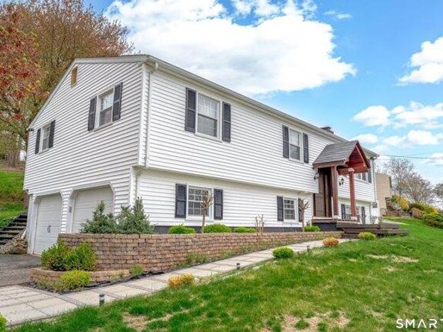 3 bedroom, Milford CT 06460 LS102479656
