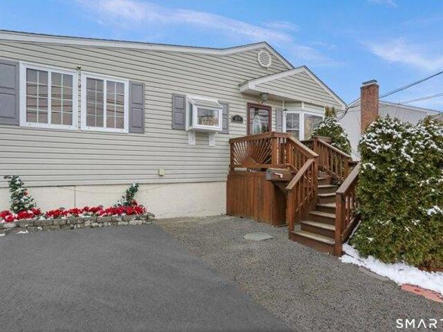 3 bedroom, Milford CT 06460 LS102531078
