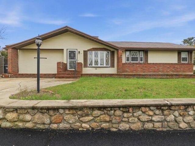 3 bedroom, Milford MA 01757 102559497
