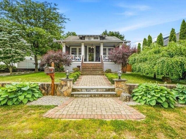 3 bedroom, Milford MA 01757 103444715