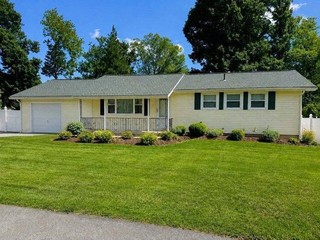 3 bedroom, Milford MA 01757 105400924