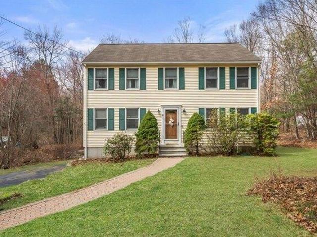 3 bedroom, Milford MA 01757 LS102859809
