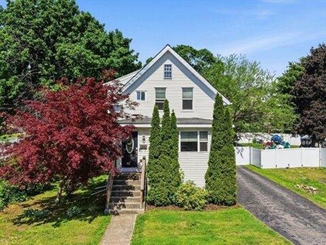 3 bedroom, Milford MA 01757 LS102860467