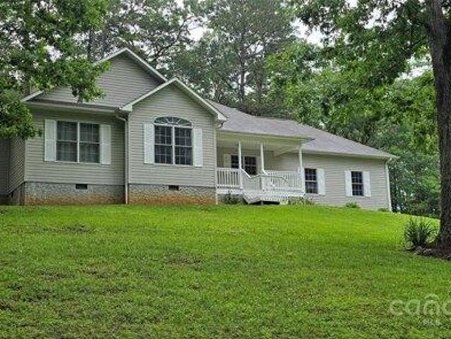 3 bedroom, Mill Spring NC 28756 103601102