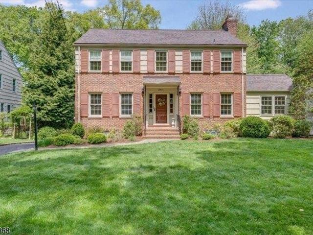 3 bedroom, Millburn NJ 07078 102531303