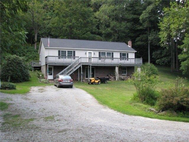 3 bedroom, Millersburg OH 44654 LS94364132
