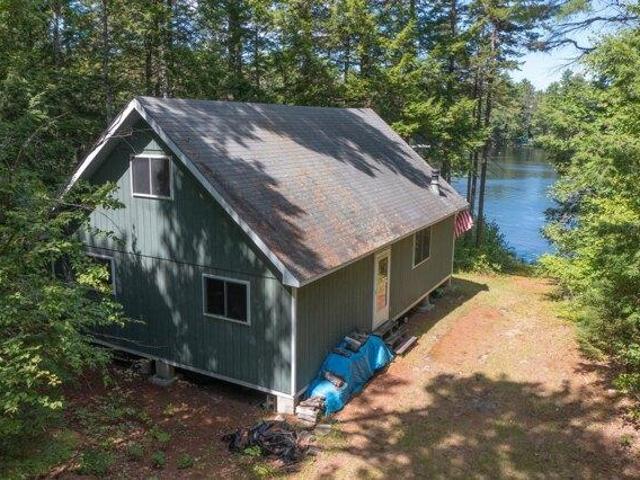 3 bedroom, Millinocket ME 04462 105106409