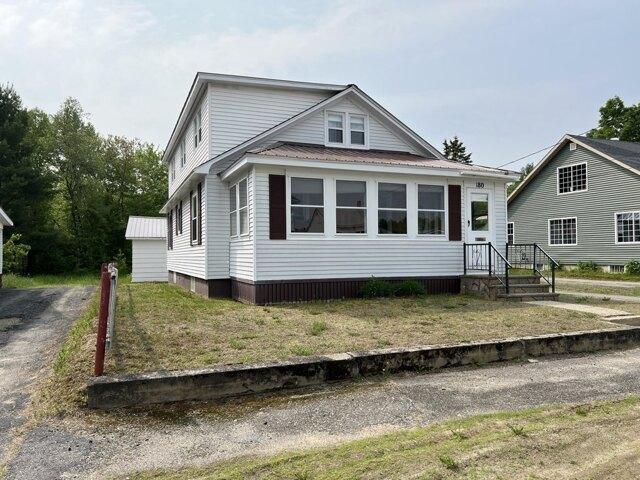 3 bedroom, Millinocket ME 04462 105108260