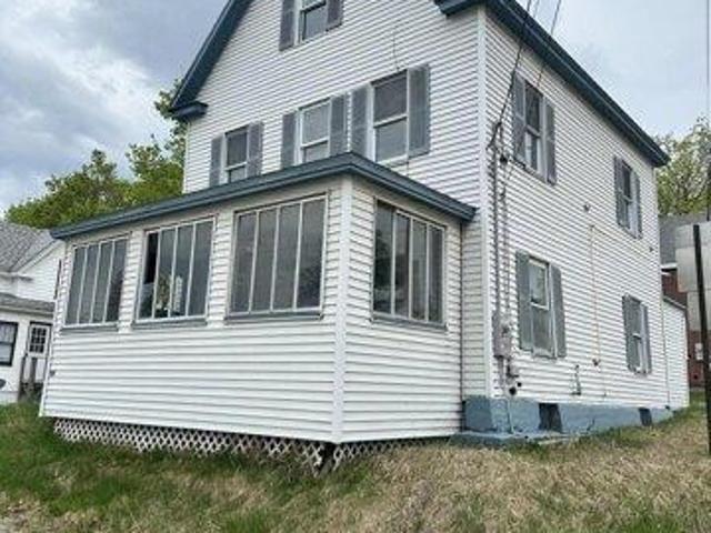 3 bedroom, Millinocket ME 04462 103072020