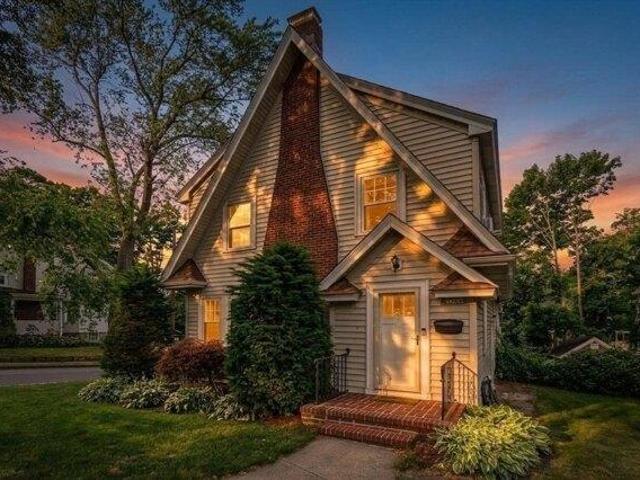 3 bedroom, Milton MA 02186 104443905