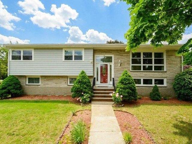 3 bedroom, Milton MA 02186 104650992