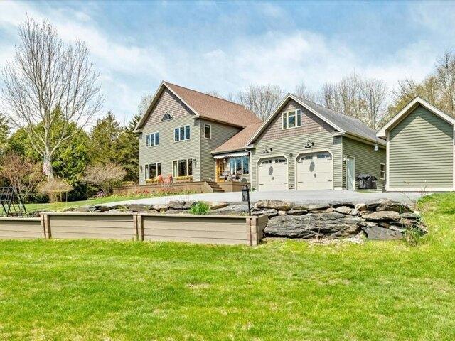 3 bedroom, Milton VT 05468 LS102477864